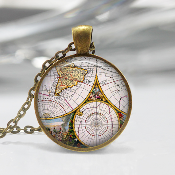 Old Map Pendant Resin Pendant Bronze on Luulla